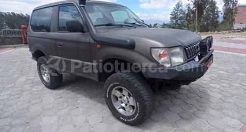 Toyota Prado 3P 2000 Todoterreno en Quito, Pichincha- - Patiotuerca
