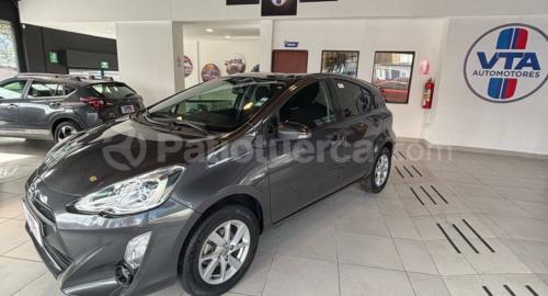 Toyota Prius C Sport 2015 Hatchback (5 Puertas) en Ambato, Tungurahua ...