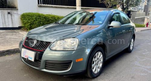 Volkswagen Bora Style Active 2.5 4P 2009 Sedán en Quito, Pichincha ...