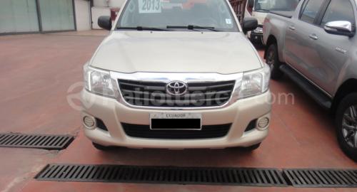 Toyota Hilux CD 4x4 Diesel 2013 Camioneta Doble Cabina en Cuenca, Azuay ...