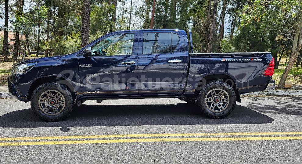 Toyota Hilux CD 4x2 2022 Camioneta Doble Cabina en Quito, Pichincha ...