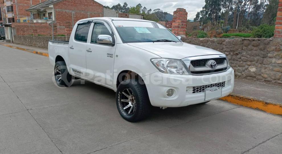 Toyota Hilux CD 4x2 2010 Camioneta Doble Cabina en Cuenca, Azuay ...