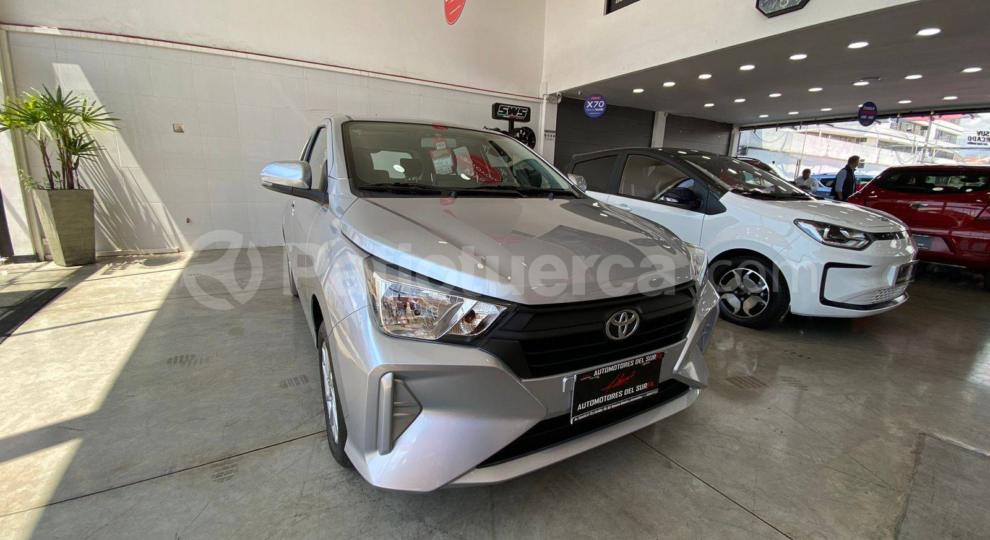Toyota Agya 2024 Hatchback (5 Puertas) en Cuenca, Azuay-Comprar usado ...