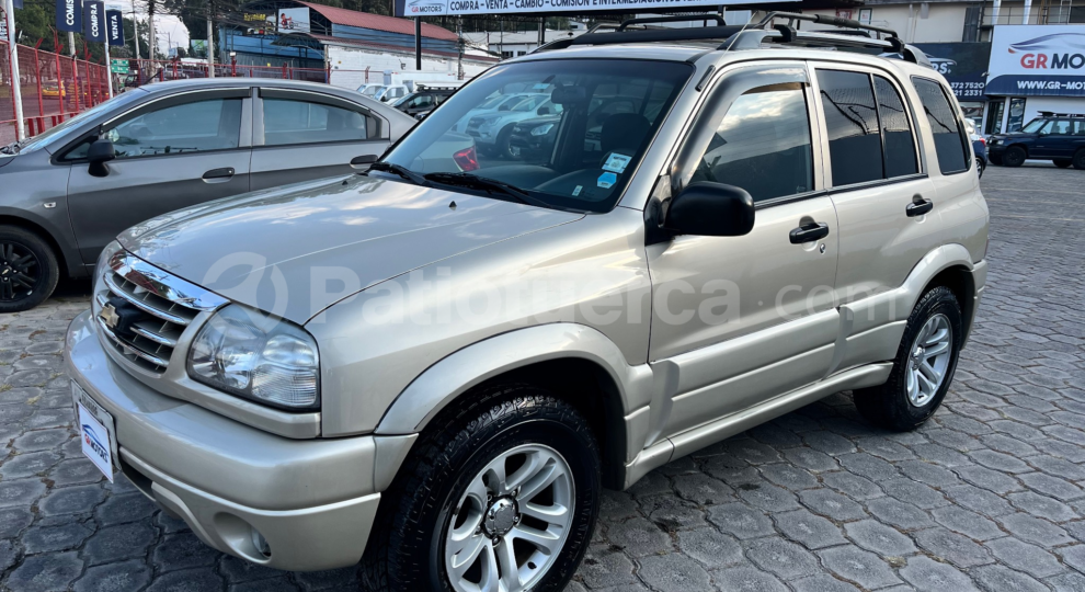 Chevrolet Grand Vitara 5p 4x2 2014 Todoterreno en Quito, Pichincha ...