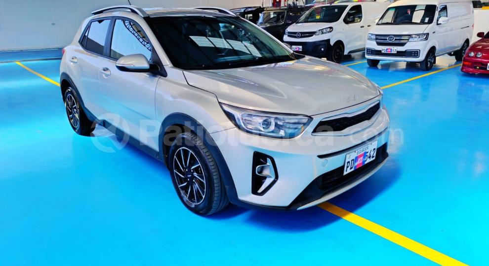 Kia Stonic 2023 Crossover en Quito, Pichincha-Comprar usado en ...