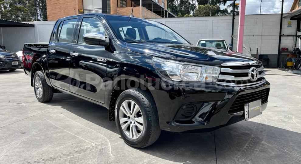 Toyota Hilux CD 4x2 2020 Camioneta Doble Cabina en Cuenca, Azuay ...