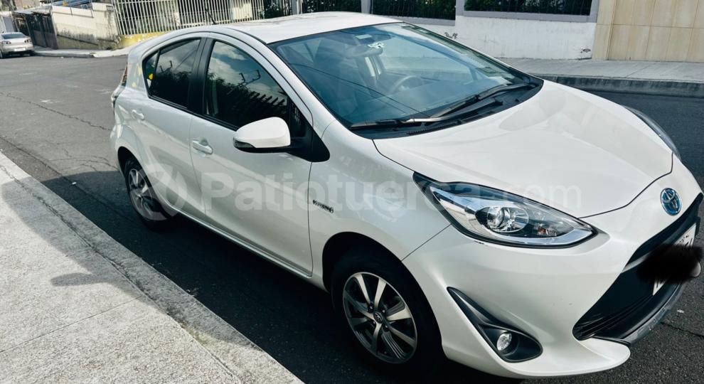 Toyota Prius C Sport 2021 Hatchback (5 Puertas) en Ambato, Tungurahua ...